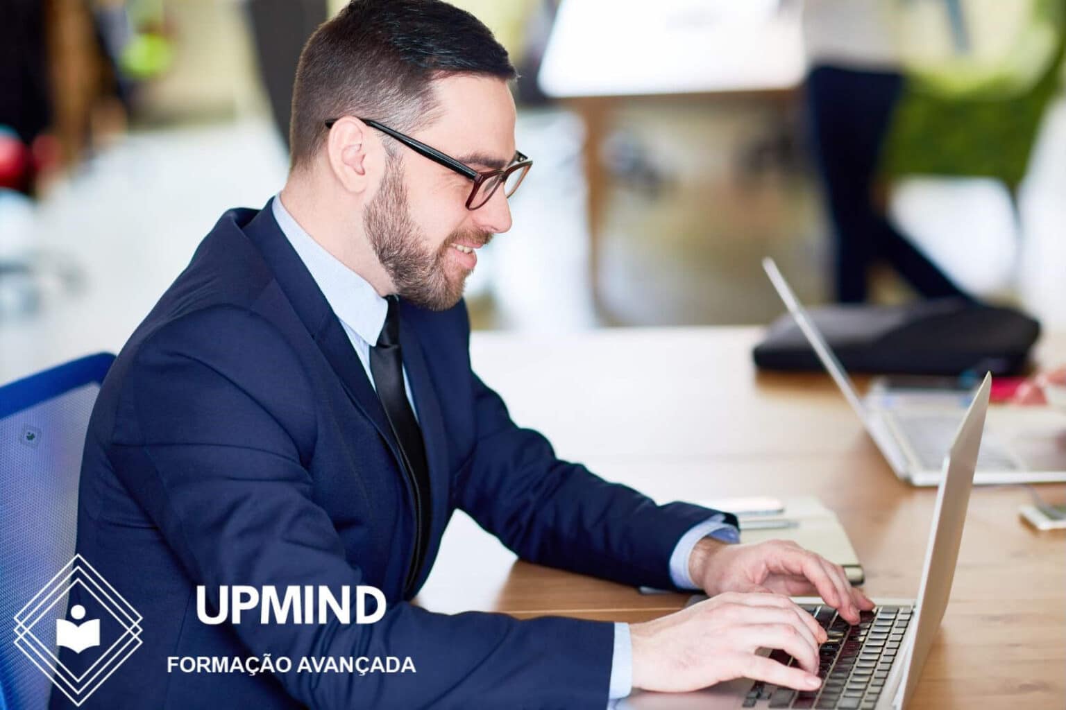 Formação e Preparação Agente FIFA - UPMind